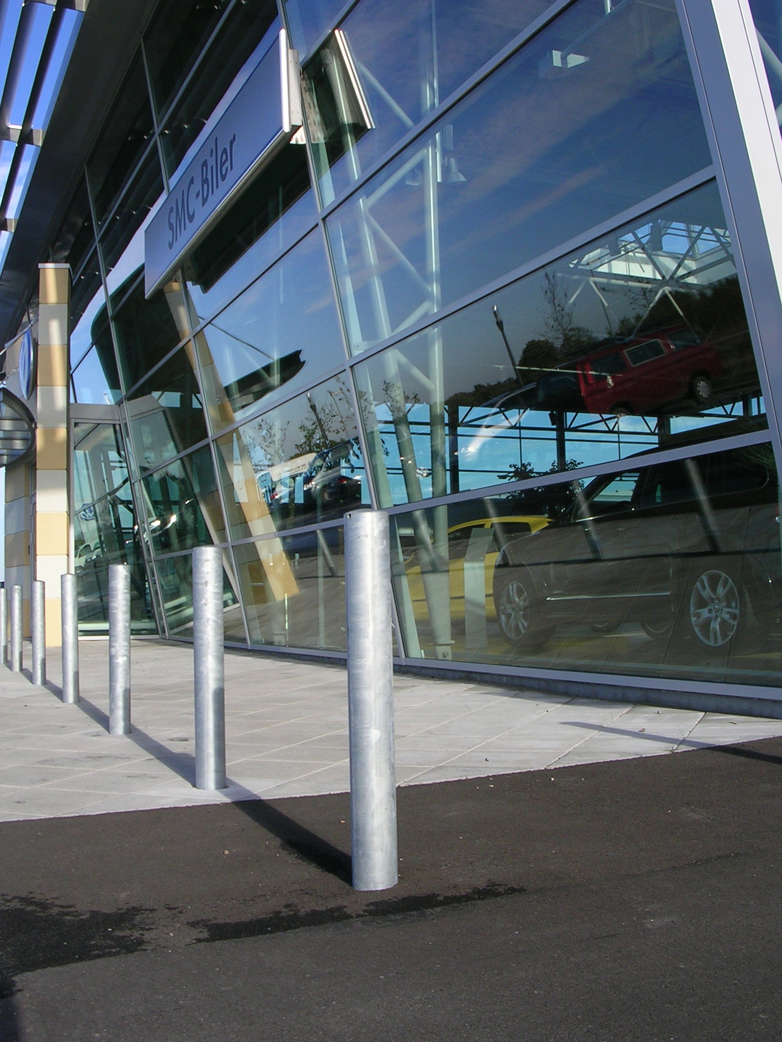 Stationary and Fixed Bollards | KIBO